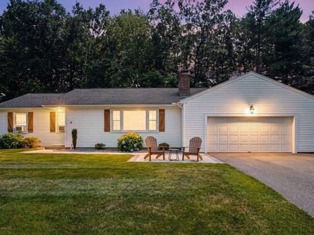 Devonshire Dr, Wilbraham, Home For Sale