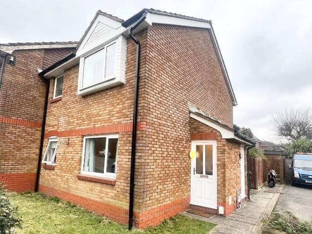 Devonshire Gardens, Bursledon, Southampton SO31, 1 bed end terrace house to rent, £1,000 pcm | PrimeLocation