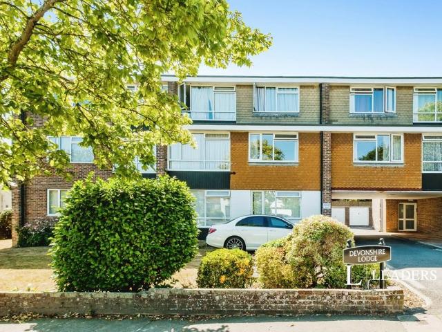 Devonshire Lodge, Brooklyn Avenue. 2 bed flat to rent £1,175 pcm £271 pw