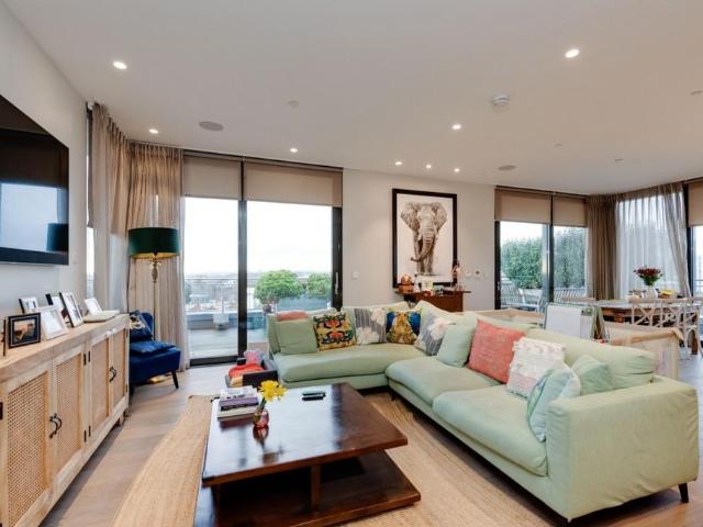 Devonshire Place, Childs Hill, NW2 3 bed apartment to rent £5,850 pcm £1,350 pw