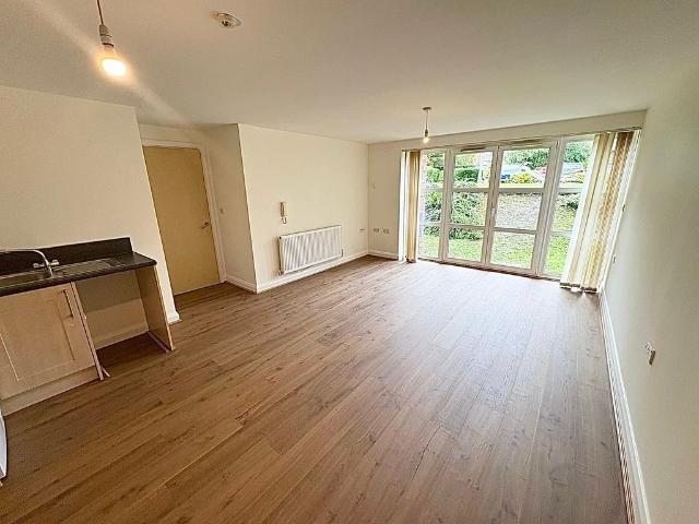 Devonshire Road, Manchester M30, 2 bed flat to rent, £995 pcm | PrimeLocation