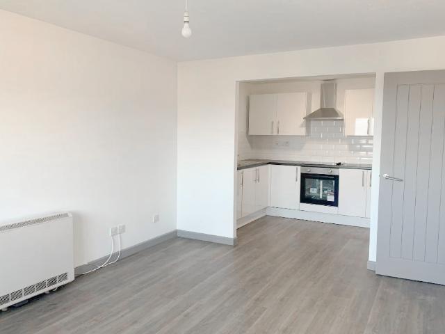 Devonshire Road, Wirral CH43, 1 bed flat to rent, £850 pcm | PrimeLocation