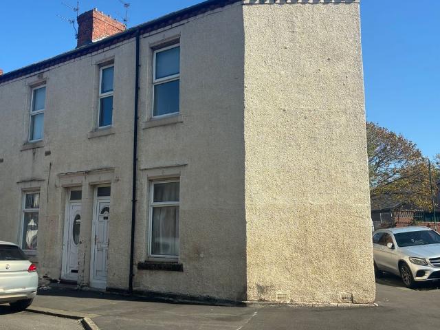 Devonshire Street, South Shields NE33, 4 bed flat to rent, £850 pcm | PrimeLocation