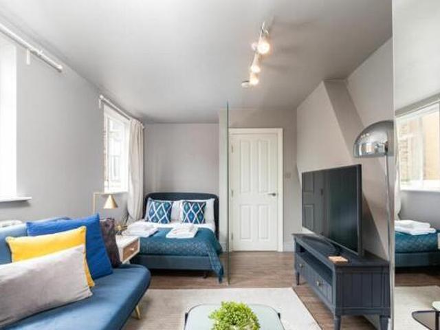 Devonshire Terrace, Paddington, Studio Flat For