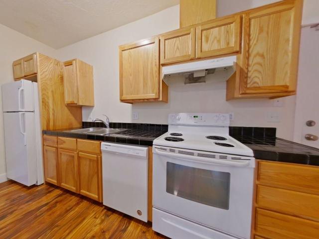 Devstone at Pearl 4 Bedroom Apartment for Rent at 1857 Pearl St, Eugene, OR 97401 South University