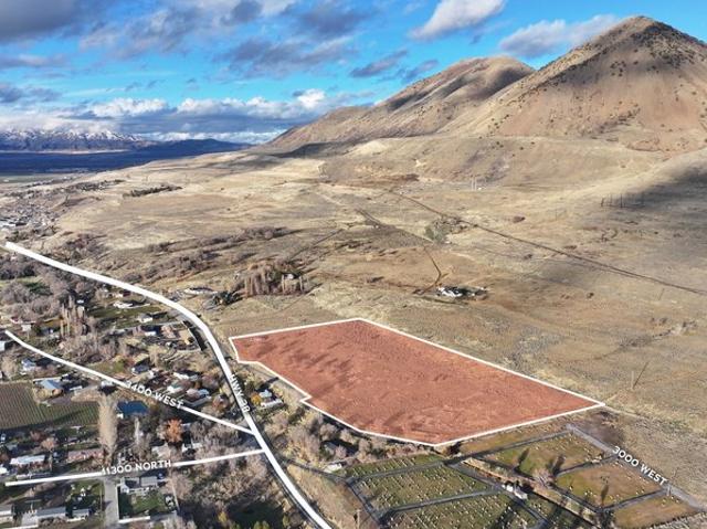 Deweyville, UT 84309