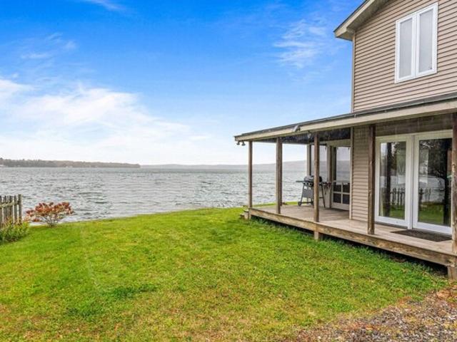 Dewing Rd, Franklin, Home For Sale