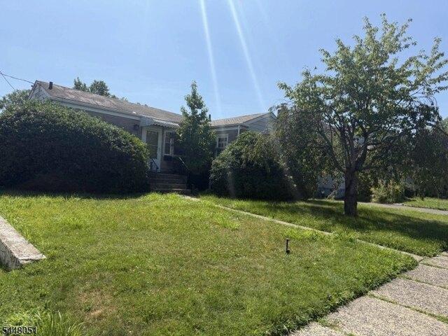 Dewitt Ter, Linden, Home For Sale