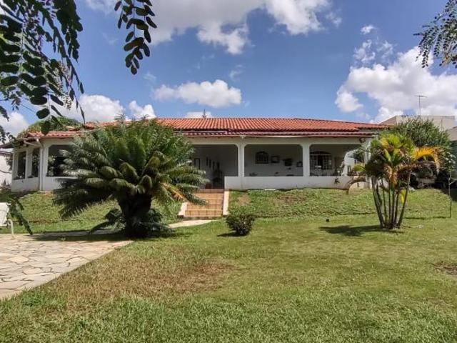 DF4 IMOVEIS VENDE. SH ARNIQUEIRAS, 1400M². 5 QUARTOS. 1 SUITE. 5 VAGA
