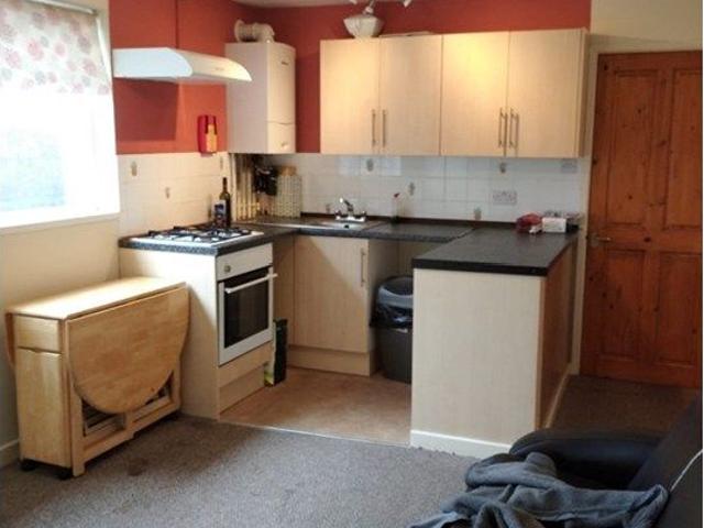 Dimond Street, Pembroke Dock SA72, 1 bed maisonette to rent, £525 pcm | PrimeLocation
