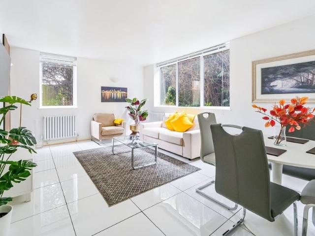 Dinerman Court, St John's Wood. 2 bed flat to rent £3,510 pcm £810 pw