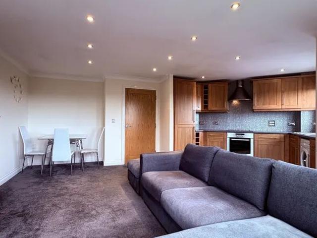 Dingle Close, Radcliffe
