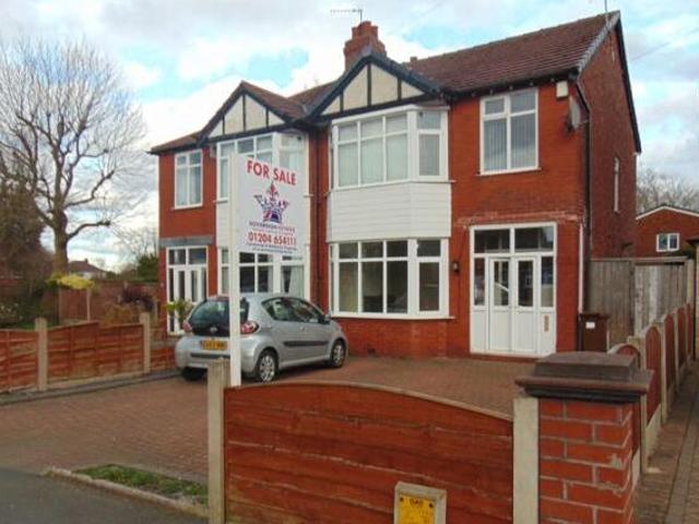 Dialstone Lane, Stockport, 3 Bedroom Semi detached