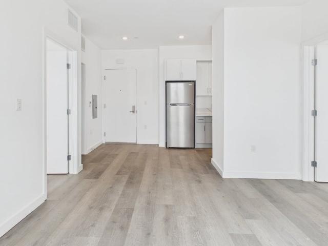 Diamante Apartment Homes 1 Bedroom Apartment for Rent at 831 S Westlake Ave, Los Angeles, CA 90057 Westlake