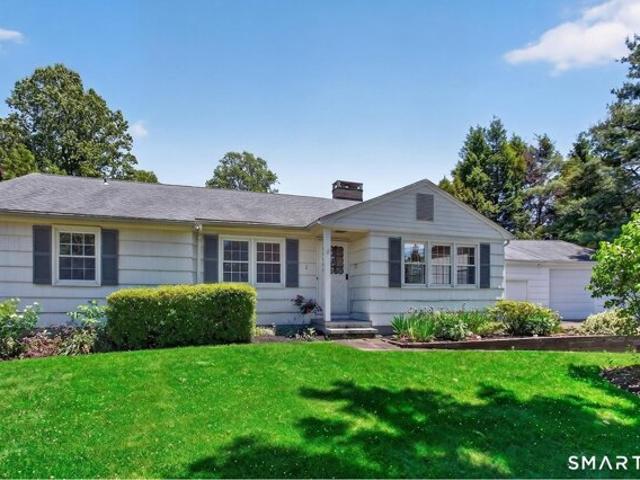 Diamond Dr, Newtown, Home For Sale