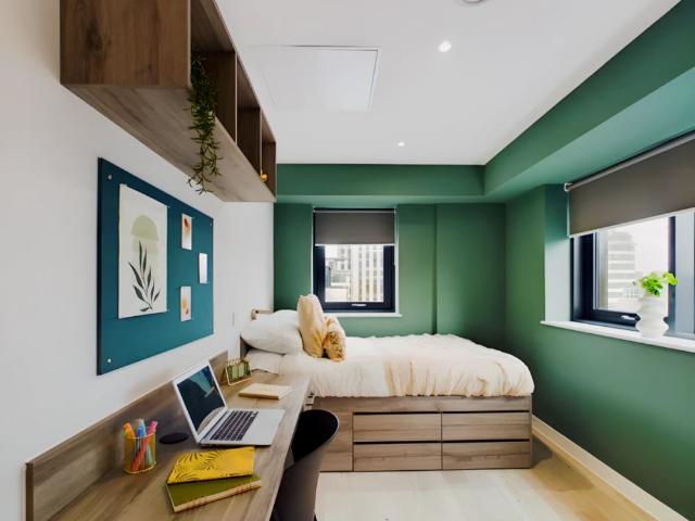 Diamond Ensuite