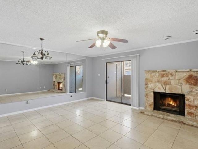 Diamond Head Condo