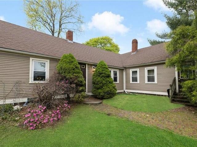 Diamond Hill Rd, Cumberland, Home For Sale
