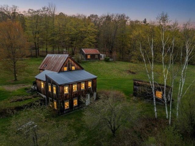 Diamond Hill Rd, Saint Johnsbury, Home For Sale
