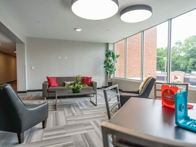 Diamond Place I 2 Bedroom Apartment for Rent at 1037 Michigan St Ne, Grand Rapids, MI 49503 Midtown