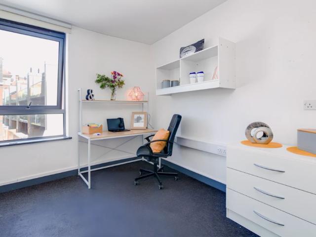 Diamond Studio