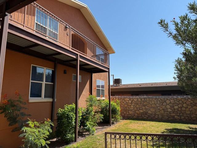 Diana Drive Apartments 3 Bedroom Apartment for Rent at 7598 Diana Dr, El Paso, TX 79904 Mountain View South