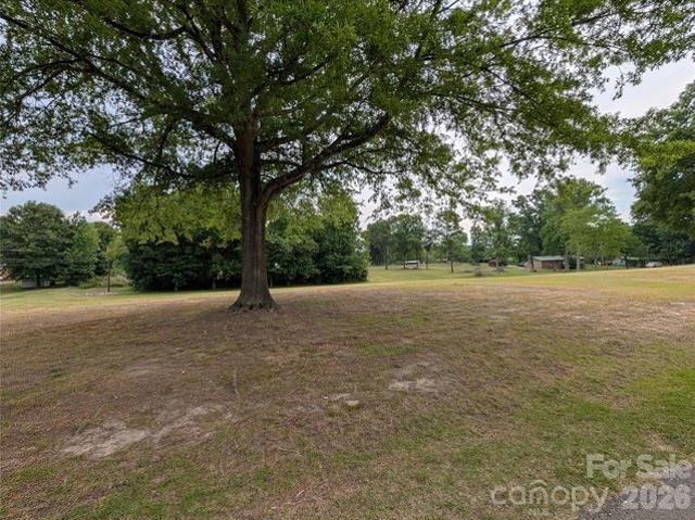 Diana Rd Unit 20/21, Cherryville, NC 28021