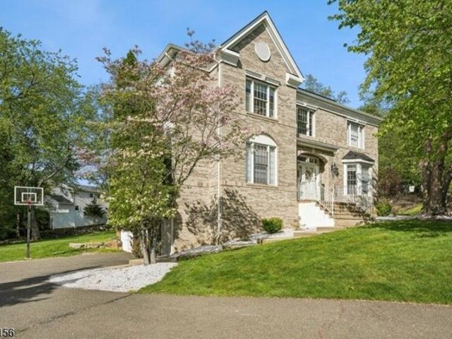 Diane Ct, Wayne, Home For Sale