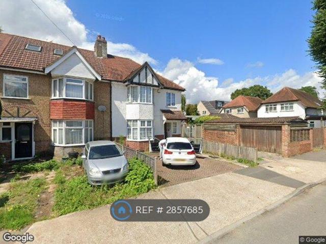 Dickens Ave, Uxbridge UB8, Studio to rent, £1,000 pcm | PrimeLocation