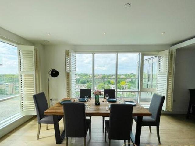 Dickens Yard, London, 2 Bedroom Flat