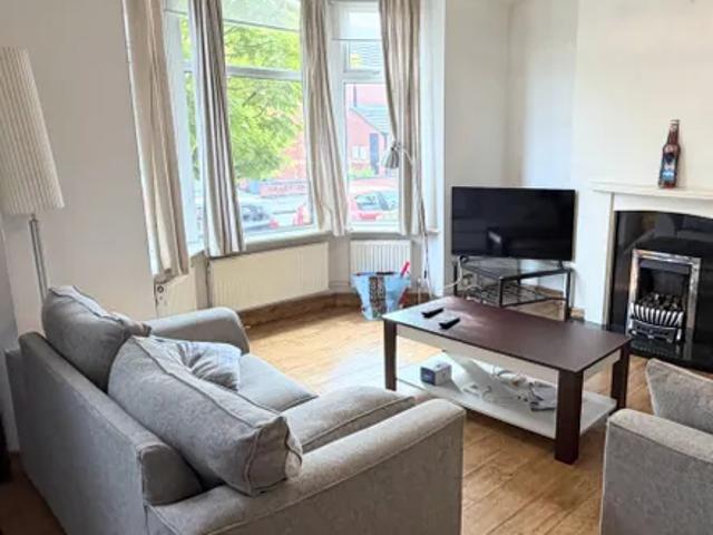 Dickenson Road, Victoria Park, Manchester, M13 0YL, United Kingdom | 4 bed townhouse for rent #165405233 | Rentberry