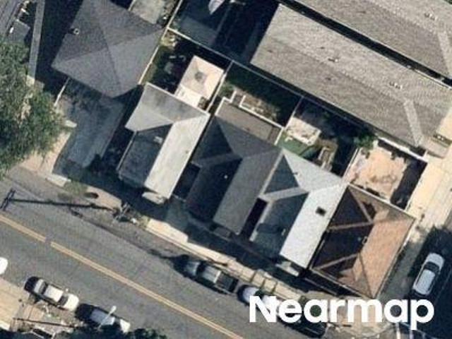 Dickerson St