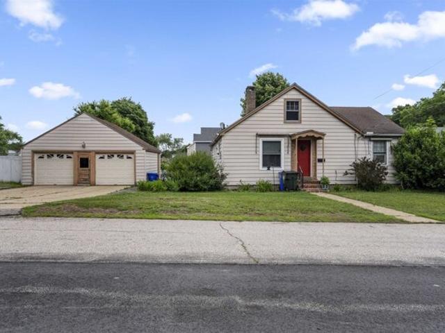 Dickey St, Manchester, Home For Sale