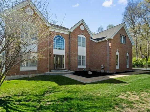 Dickinson Cir, Shrewsbury, Home For Sale