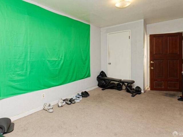 Dickson Ct, Oakland, Home For Sale