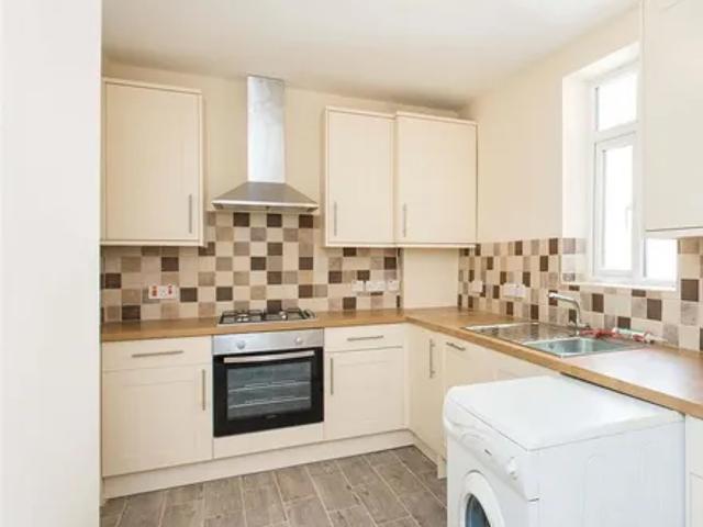 Didar, 347 Caledonian Road, London, N1 1DW, United Kingdom | 4 bed house for rent #167544094 | Rentberry
