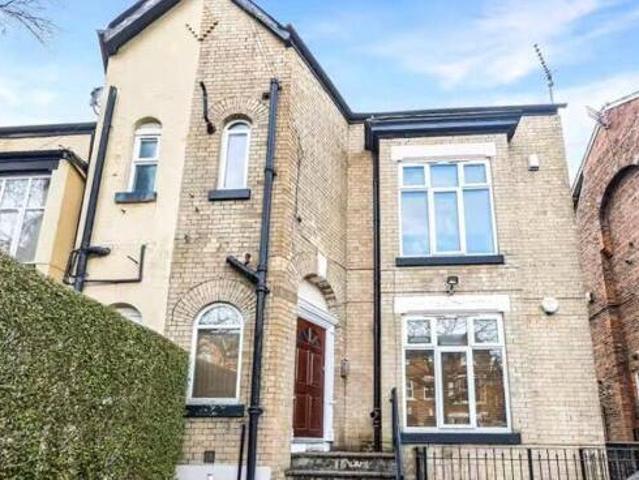 Didsbury, Clyde Road, Manchester, 2 Bedroom Flat