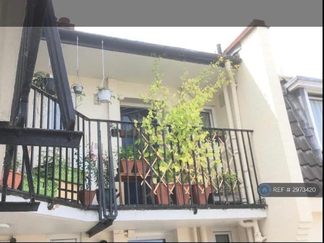 Digby Street, London, E2 2 bed flat to rent £2,000 pcm £462 pw