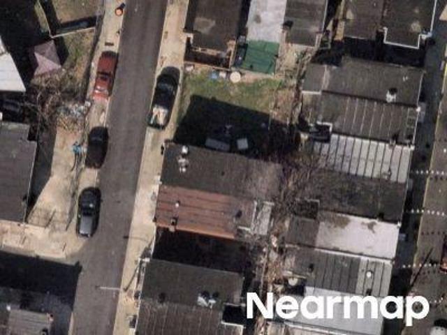 Dillman St