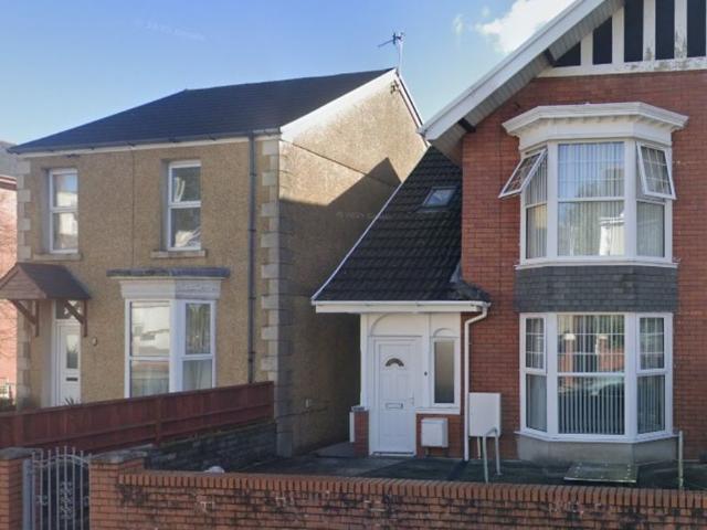 Dillwyn Road, Sketty, Swansea SA2, Room to rent, £450 pcm | PrimeLocation