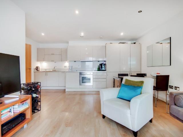 Diprose Court, Bow Common Lane E3, 2 bed flat to rent, £2,496 pcm | PrimeLocation