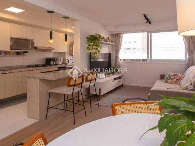 DIRENCIADO APARTAMENTO COM INFRAESTRUTURA DE CLUB E LOCALIZAÇÃO PRIVILEGIADA!