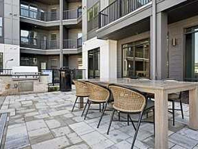 District South Apartments & Townhomes 2 Bedroom Apartment for Rent at 50 Tanner Rd, Greenville, SC 29607