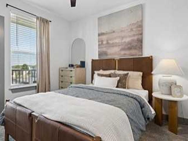 District South Apartments & Townhomes 2 Bedroom Apartment for Rent at 50 Tanner Rd, Greenville, SC 29607