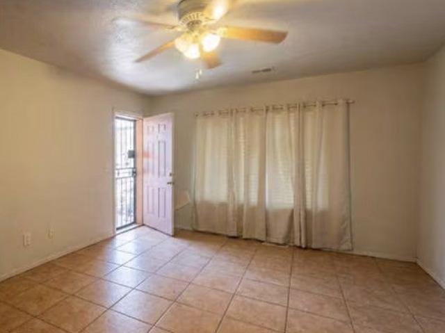 Discover this charming Space For Rent