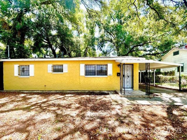 Discover this 3 Bed, 1 Bath Rental in an Unbeatable Location!