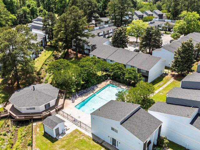 Discover your new home at Colonial Pointe Apartments in Columbia, SC! 3 Bedroom Apartment for Rent at 7648 Garners Ferry Rd, Columbia, SC 29209