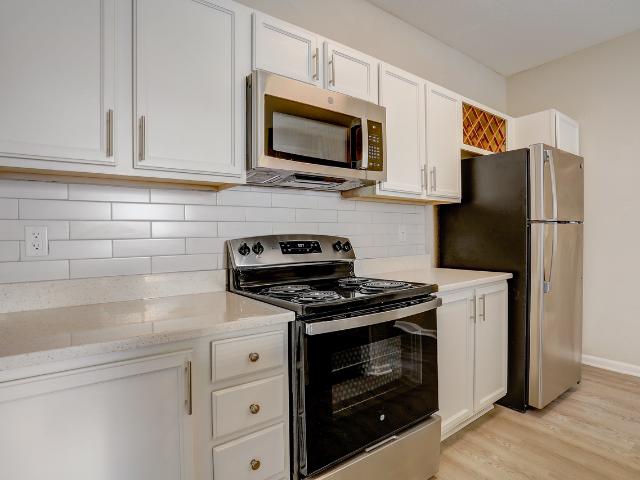 Discovery at Mountain View 3 Bedroom Apartment for Rent at 5000 Mountain Springs Rd, Antioch, TN 37013