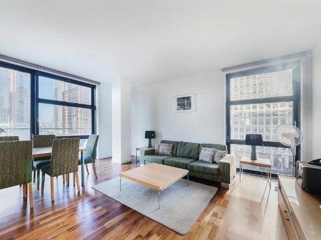 Discovery Dock West, South Quay, London E14, 2 bed flat to rent, £3,467 pcm | PrimeLocation