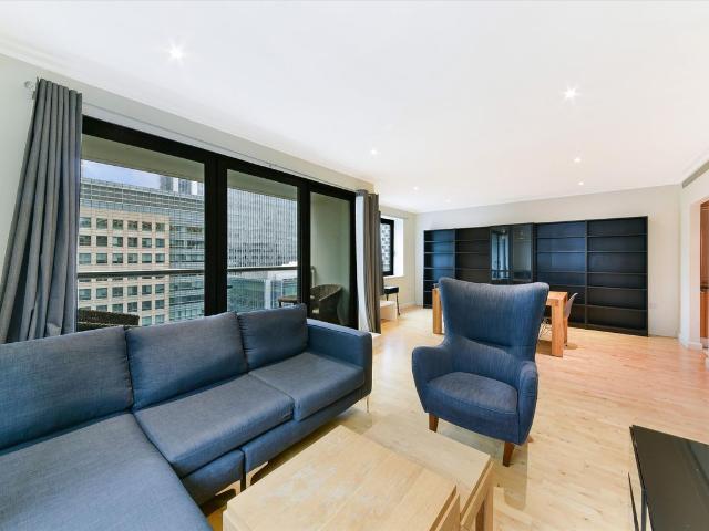 Discovery Dock Apartments East, South Quay Square, London E14 2 bed flat to rent, £3,445 pcm | PrimeLocation